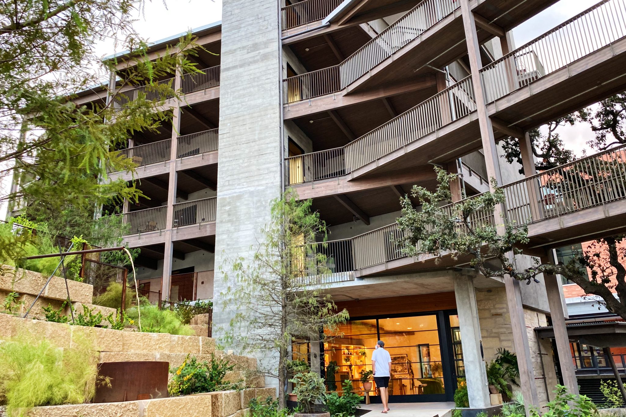 Hotel Magdalena Austin, TX Review – One Night